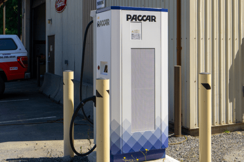Electric Vehicles - Peterbilt Pacific
